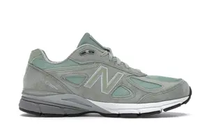 NEW BALANCE 990v4in Athletic Sneakers