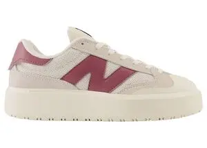 NEW BALANCE 302in Sneakers