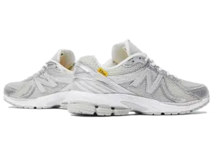 NEW BALANCE New Balance 860v2 Sneakers Silver/white