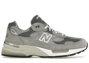 NEW BALANCE 992in Sneakers - Grey/silver