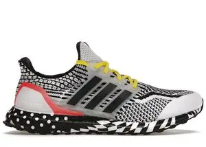 Adidas Ultra Boost 5.0 Dna Patterned Sneakers