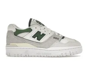 NEW BALANCE 550 Sneakers - Sea Salt/nori/timberwolf