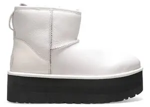 UGG Classic Mini Platform Matte Boot