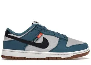 Nike Dunk Low Se Next Nature Sneakers