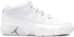 JORDAN Retro Low Sneakers