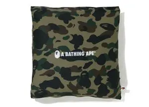 A BATHING APE 1st Camo Square Fluffy Beads Cushion - Green