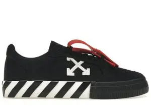 Off-White Vulcanized Low Top Sneakers - Black/white