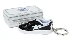 A BATHING APE Sta Keychain - Black