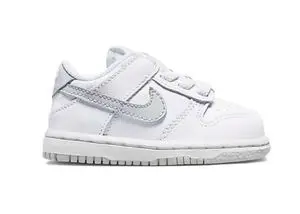 Nike Dunk Low Sneakers - White/white/pure Platinum