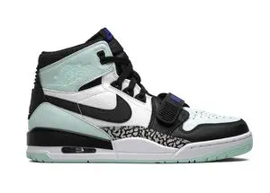 JORDAN Legacy 312 Sneakers - Black/igloo