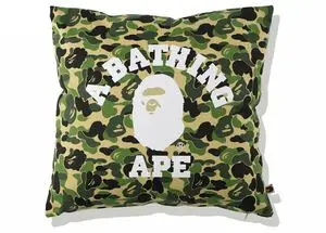 A BATHING APE Abc Camo College Square Cushion - Green