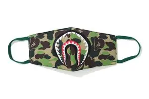 A BATHING APE Abc Camo Shark Mask - Green