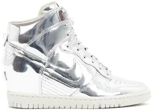 Nike Dunk Sky High Sneakers