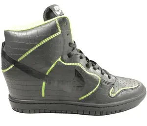 Nike Dunk Sky High Sneakers