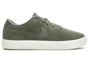Nike Essentialist Suede Sneakers