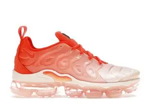 Nike Air Vapormax Plus Sneakers - Guava Ice/black/malachite