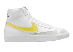 Nike Blazer Mid 77 Essential Sneakers