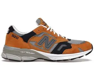 NEW BALANCE 920 Sneakers