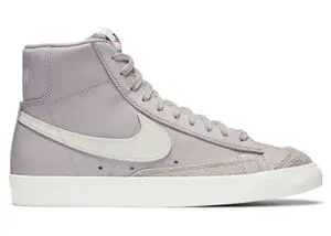 Nike Blazer Mid '77 Sneakers