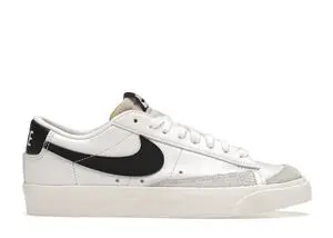 Nike Blazer Low 77 Sneakers - White/sail/white
