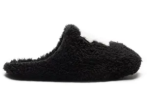UNDEFEATED Icon Slipper