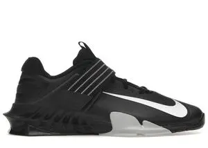 Nike Savaleos Athletic Sneakers