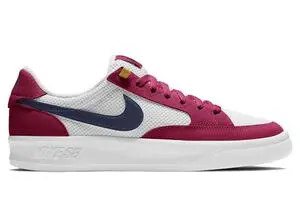 Nike Adversaryin Sneakers