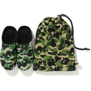 A BATHING APE Abc Slippers & Pouch Set