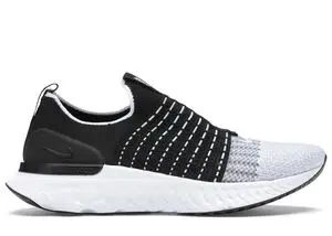 Nike React Phantom Run Flyknit 2 Running Shoe - Black/white