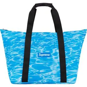 Supreme Totes