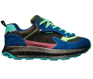 MACHE Runner Northern Lights