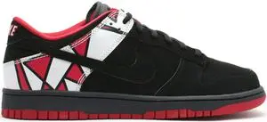 Nike Dunk Low Sneakers