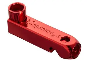 Supreme Pipe Skate Key - Red