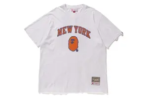 A BATHING APE X Mitchell & Ness Knicks Tee Shirt - White