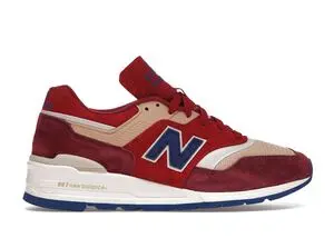 NEW BALANCE 997 End Persian Rug Sneakers - Rumba Red