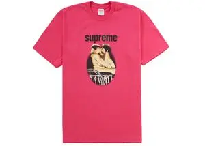 Supreme Kiss Tee Shirt - Pink