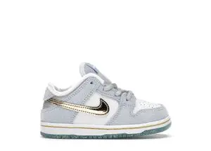 Nike Dunk Low Sean Cliver Td Sneakers - Ice Blue/white/metallic Gold