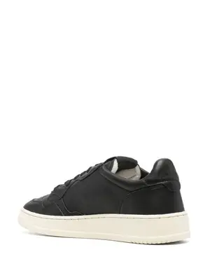 AUTRY Medalist Leather Sneakers