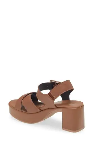 Naot Elite Platform Sandal - Caramel Leather