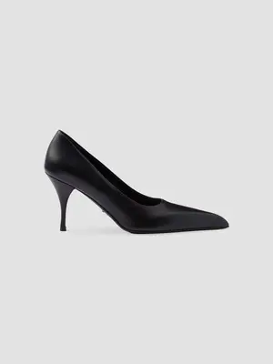 Prada Leather Pumps - Black