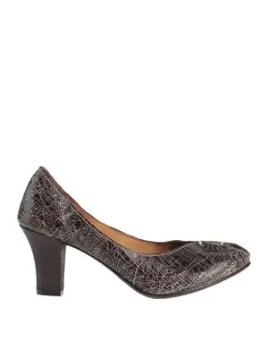 PREVENTI Leather Pumps