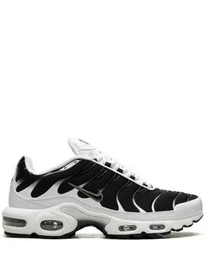 Nike Air Max Plus Sneakers