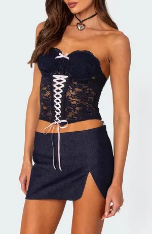 EDIKTED Lace Corset Strapless Top