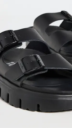 BIRKENSTOCK Arizona Chunky Sandals
