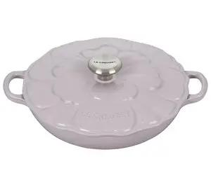 LE CREUSET Signature 2.25 Qt. Flower Braiser - One-color