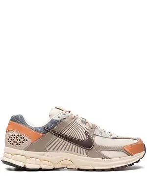 Nike Zoom Vomero 5 Sneakers - Neutrals