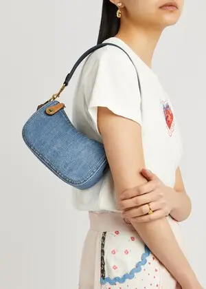 COACH Swinger 20 Shoulder Bag
