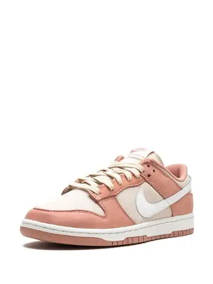 Nike Dunk Low Sneakers