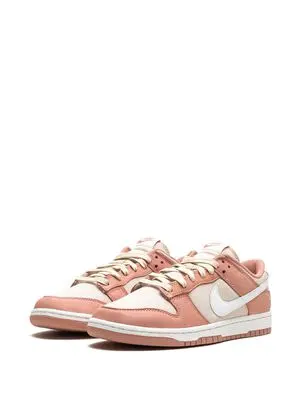 Nike Dunk Low Sneakers