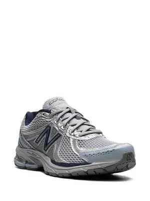 NEW BALANCE 860 V2 Sneakers - Grey